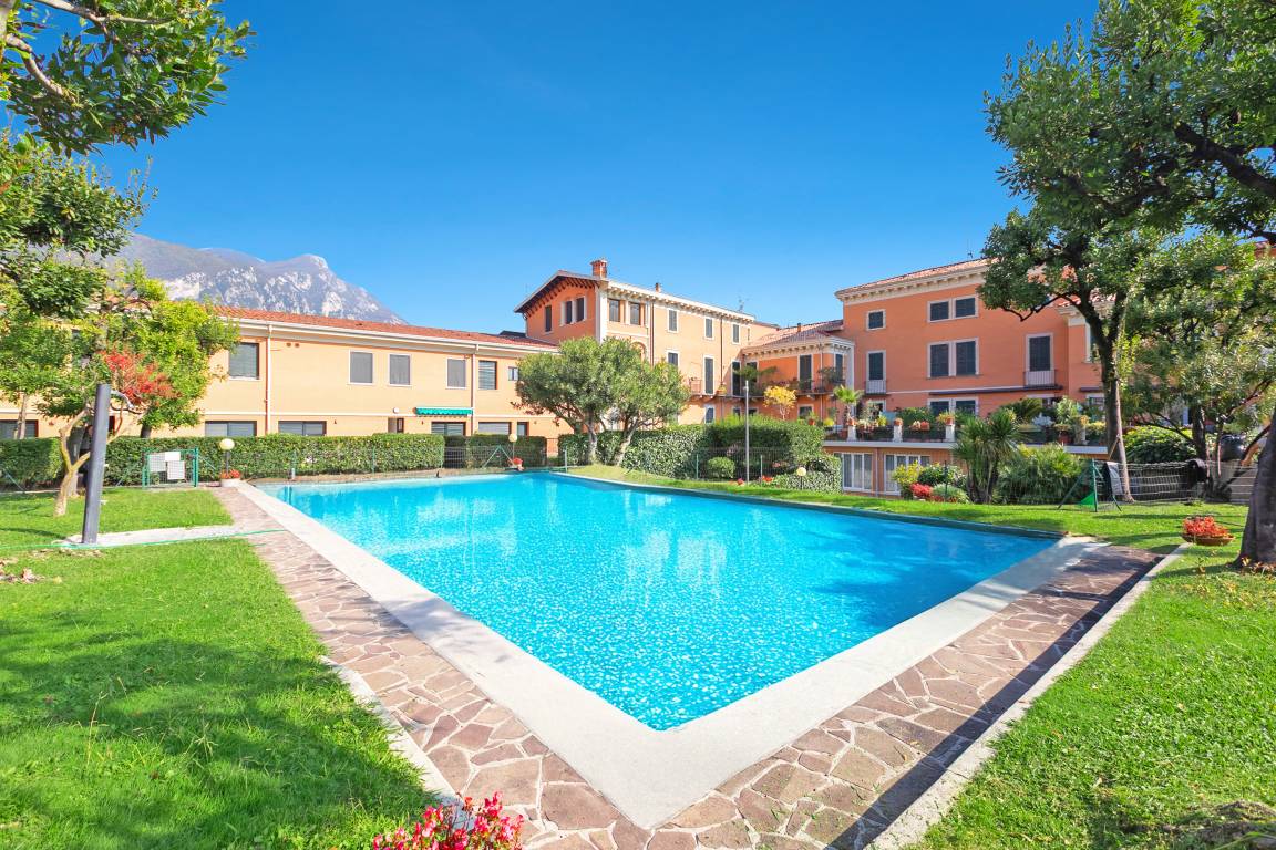 65 M² Apartment ∙ 1 Bedroom ∙ 4 Guests - Gargnano