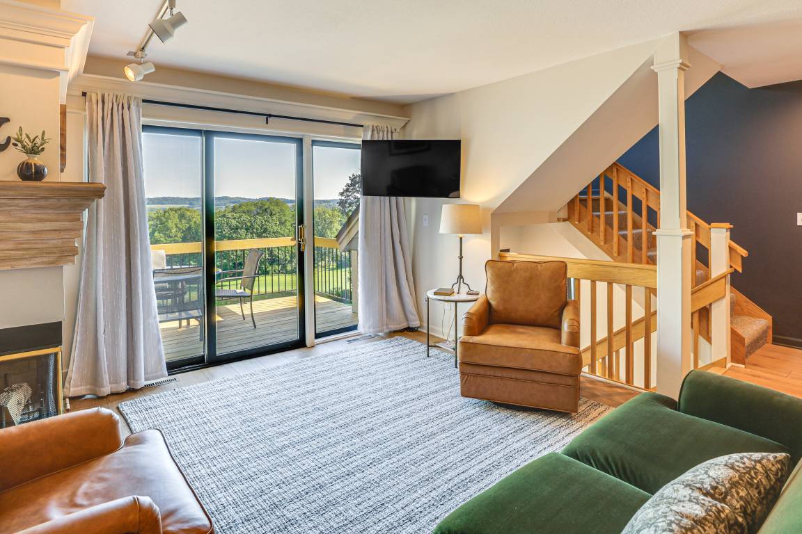 167 M² Apartment ∙ 3 Bedrooms ∙ 8 Guests - Galena, IL