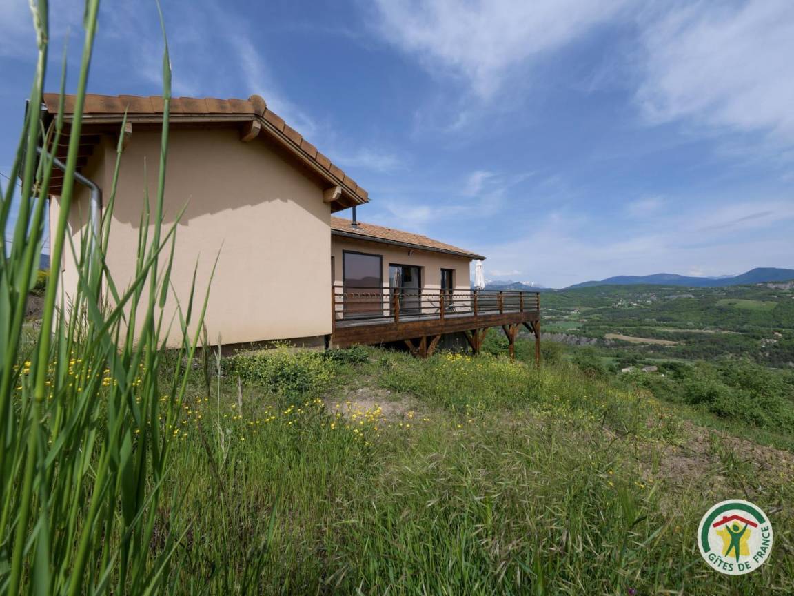 105 M² Gîte ∙ 3 Chambres ∙ 6 Personnes - Hautes-Alpes