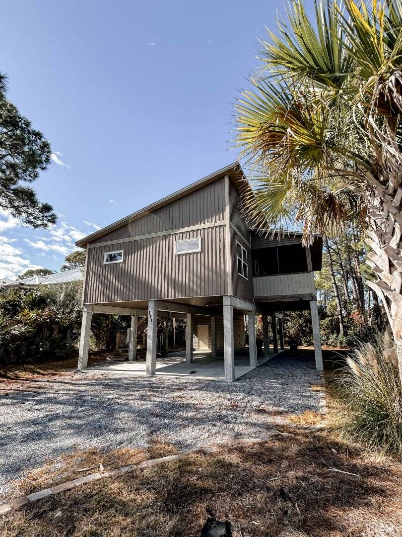 House ∙ 3 Bedrooms ∙ 6 Guests - Cape San Blas, FL