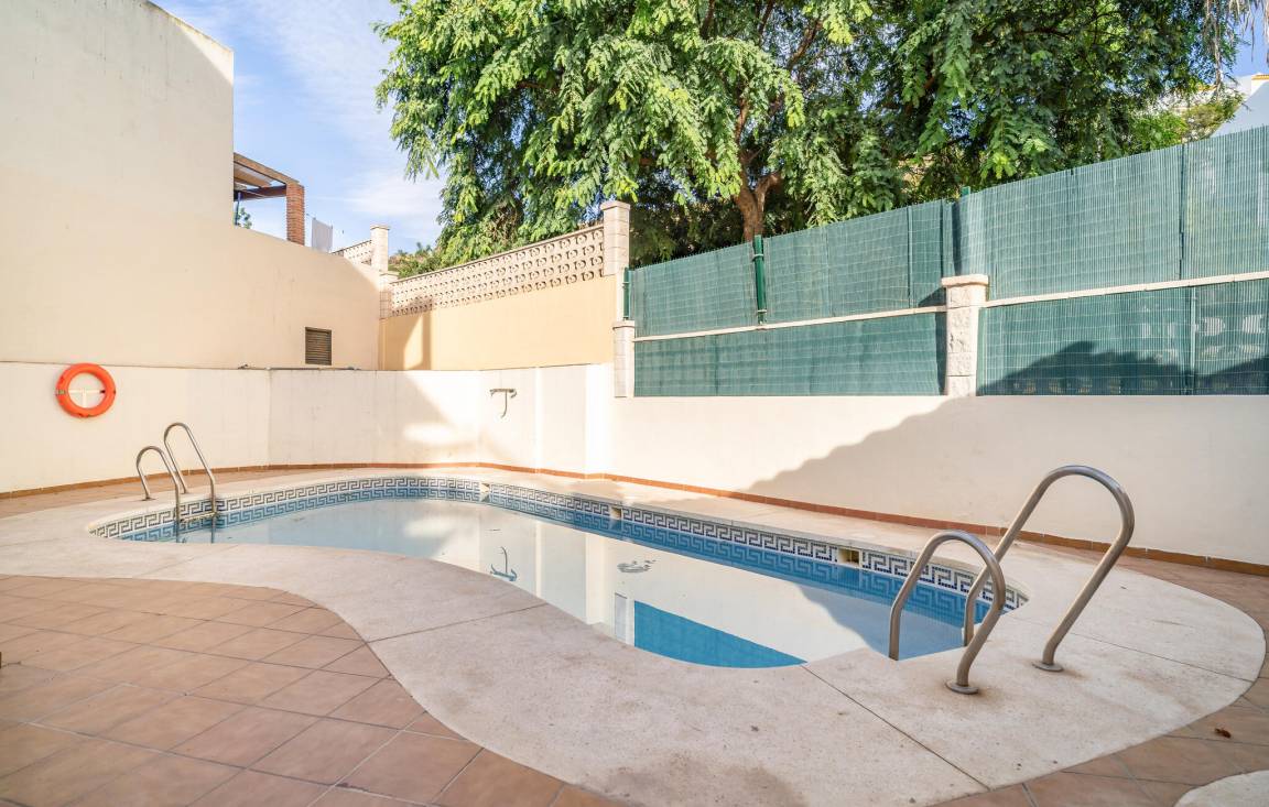 77 M² Apartment ∙ 1 Bedroom ∙ 4 Guests - Málaga-Costa del Sol Airport (AGP)