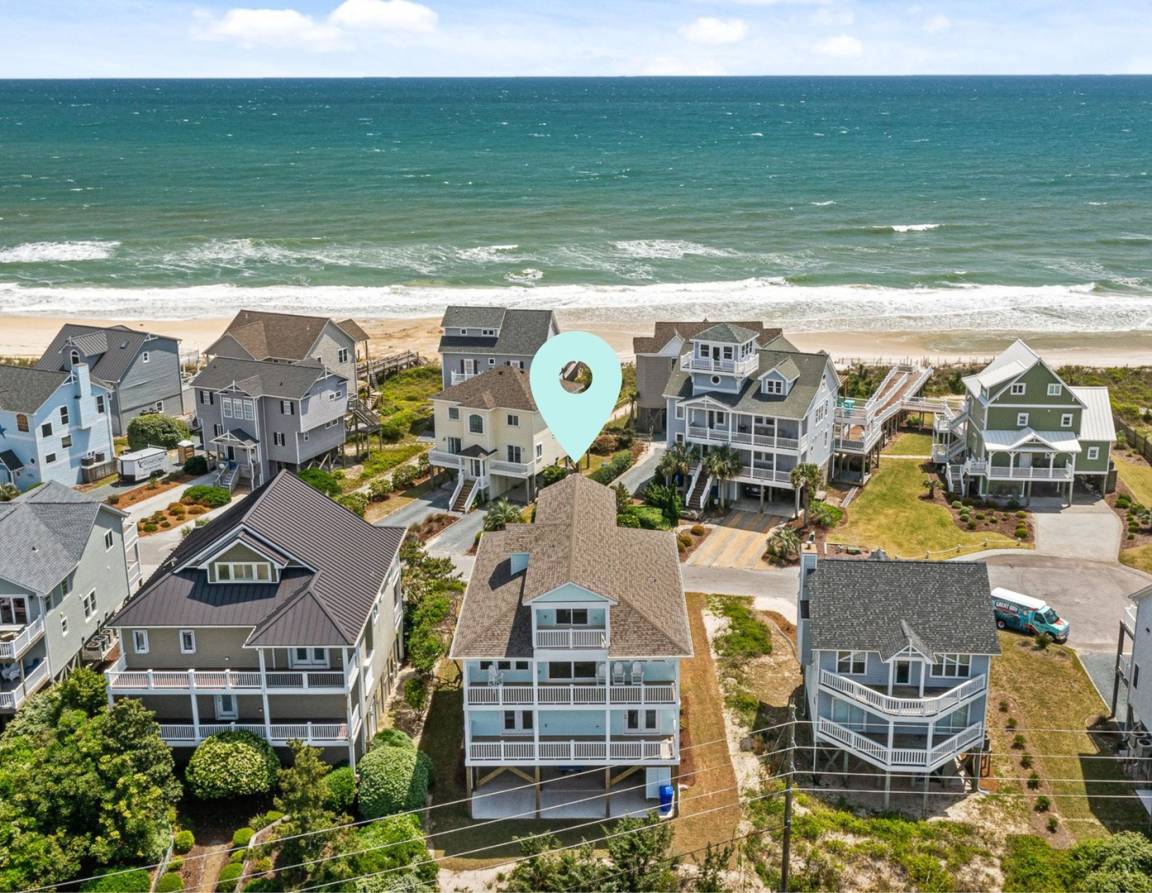 House ∙ 7 Bedrooms ∙ 15 Guests - North Topsail Beach, NC