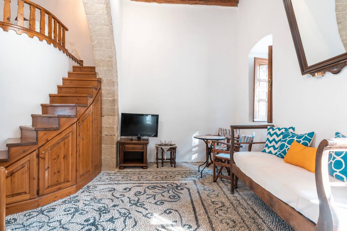 70 M² House ∙ 2 Bedrooms ∙ 3 Guests - Faliraki