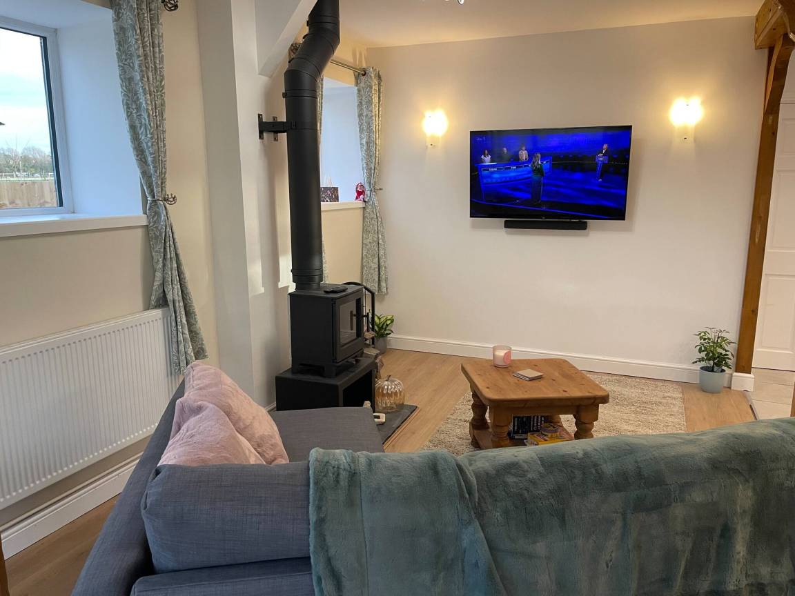 1000 M² House ∙ 1 Bedroom ∙ 2 Guests - West Midlands