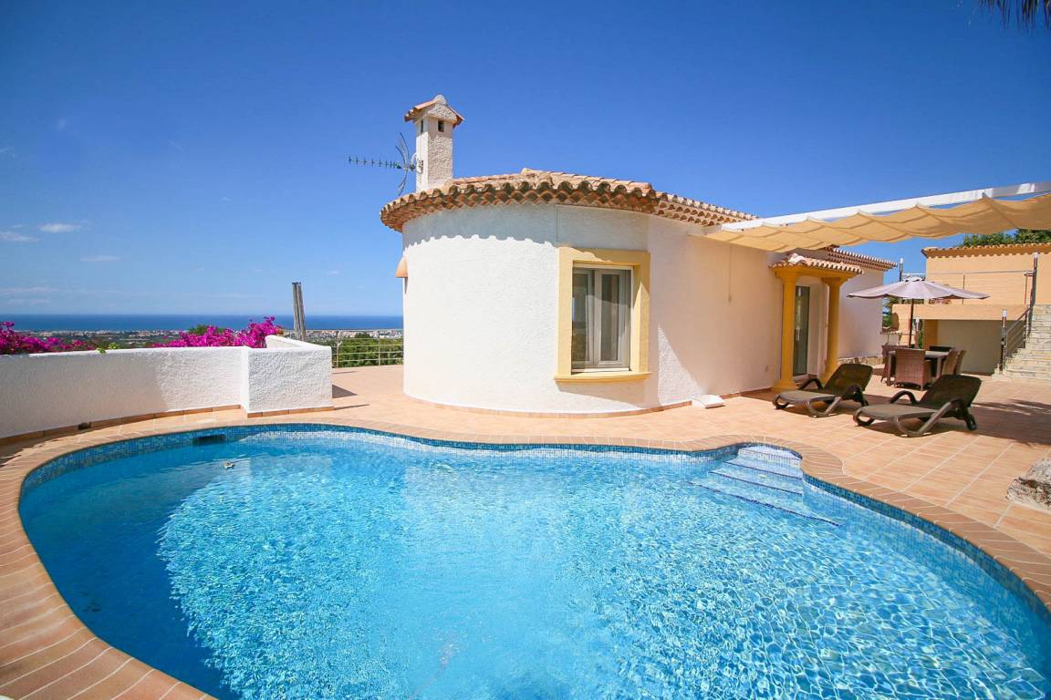 150 M² Villa ∙ 3 Habitaciones ∙ 6 Huéspedes - Denia