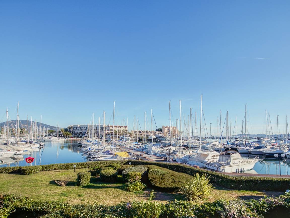 34 M² Apartamento ∙ 1 Habitación ∙ 4 Huéspedes - Cogolin