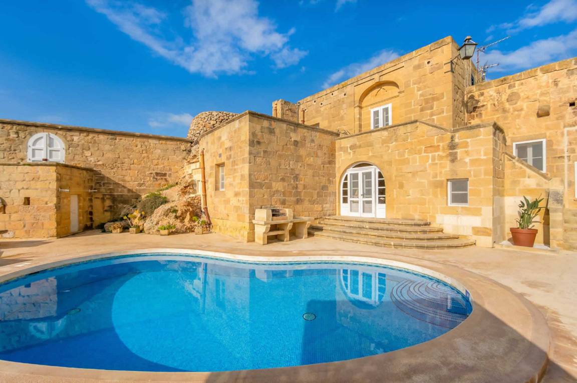 200 M² Villa ∙ 3 Slaapkamers ∙ 7 Gasten - Malta