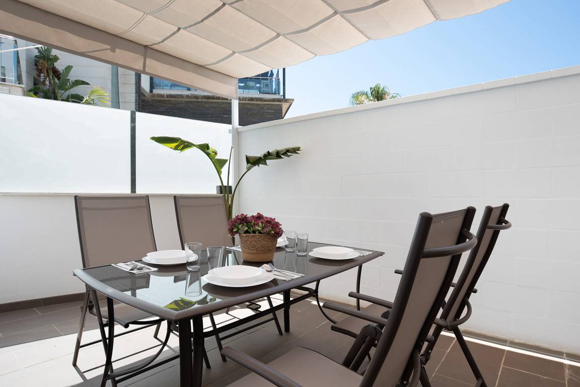 50 M² Apartamento ∙ 2 Habitaciones ∙ 4 Huéspedes - Urbanización Novo Santi Petri