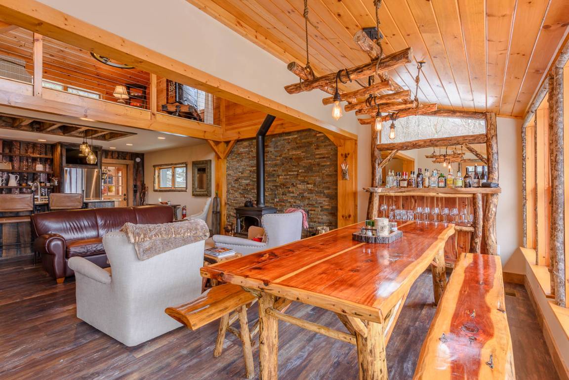 197 M² Cottage ∙ 3 Bedrooms ∙ 7 Guests - Valle Crucis, NC