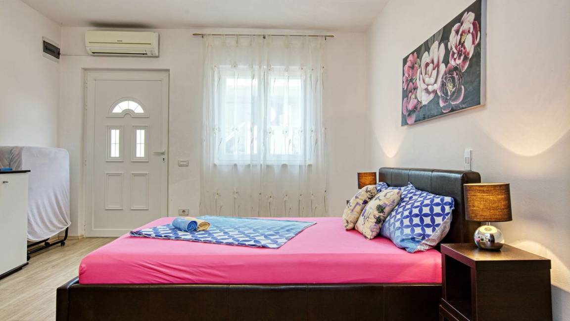 30 M² Hotel ∙ 1 Bedroom ∙ 2 Guests - Primošten