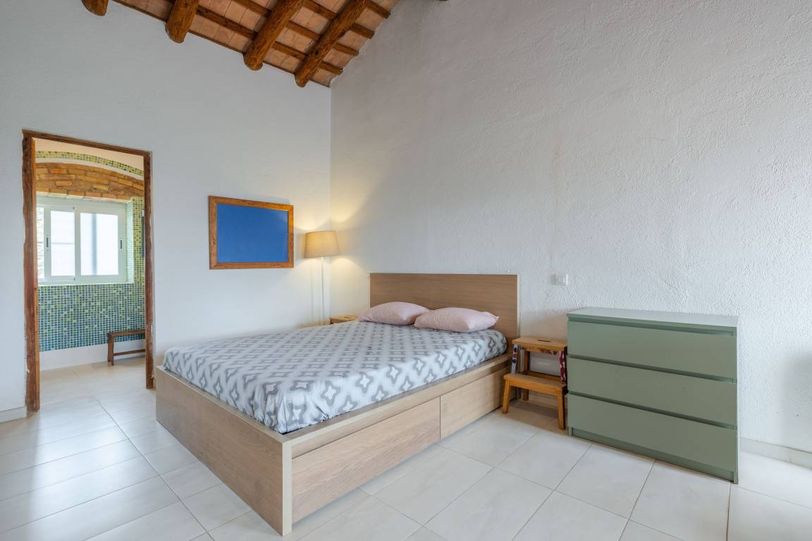 200 M² Casa ∙ 4 Habitaciones ∙ 10 Huéspedes - Tortosa