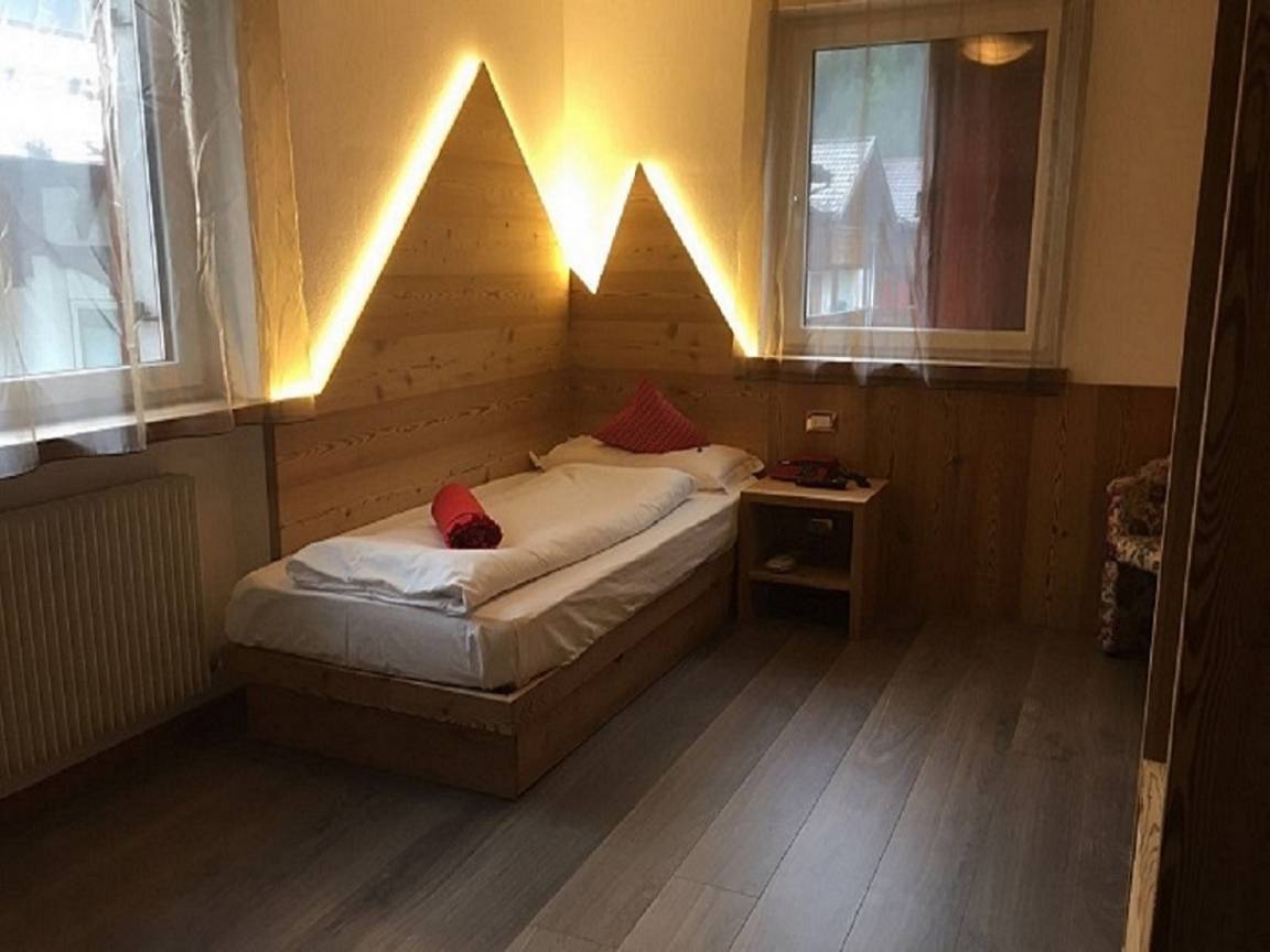 18 M² Bed And Breakfast ∙ 1 Bedroom ∙ 1 Guest - Canazei