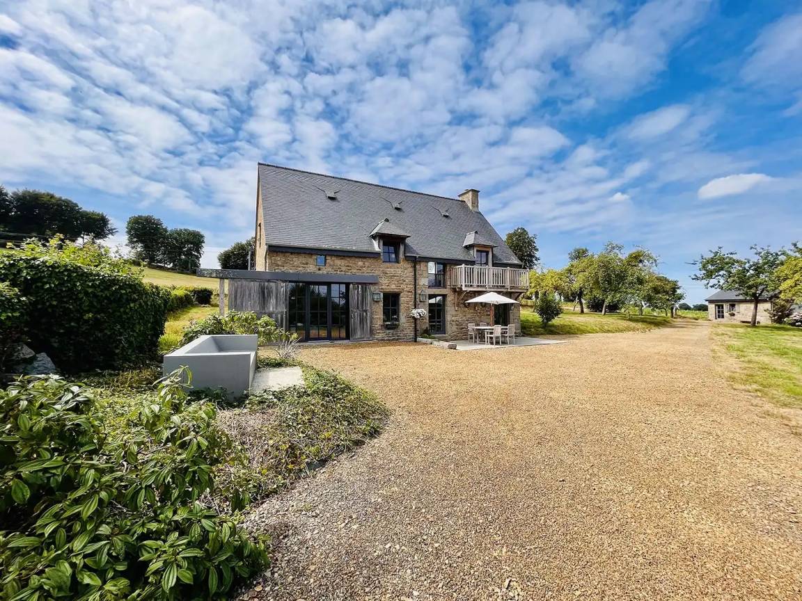 115 M² Maison De Vacances ∙ 3 Chambres ∙ 6 Personnes - Vire