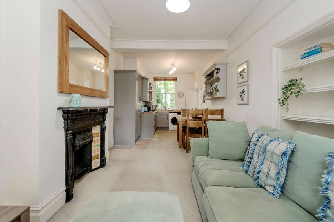 Apartment ∙ 2 Bedrooms ∙ 4 Guests - London