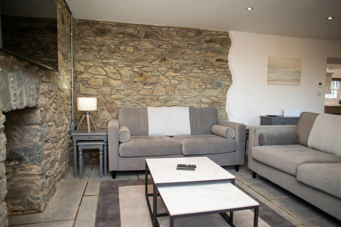 240 M² Cottage ∙ 4 Bedrooms ∙ 8 Guests - New Quay