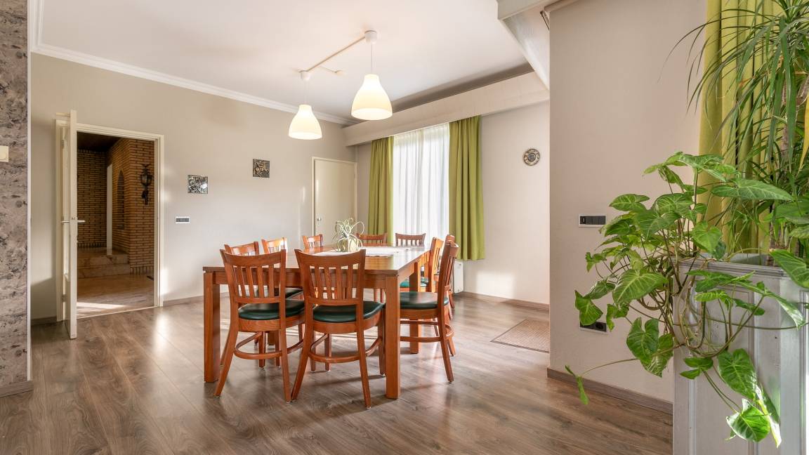 Villa ∙ 10 Bedrooms ∙ 20 Guests - Zeeland