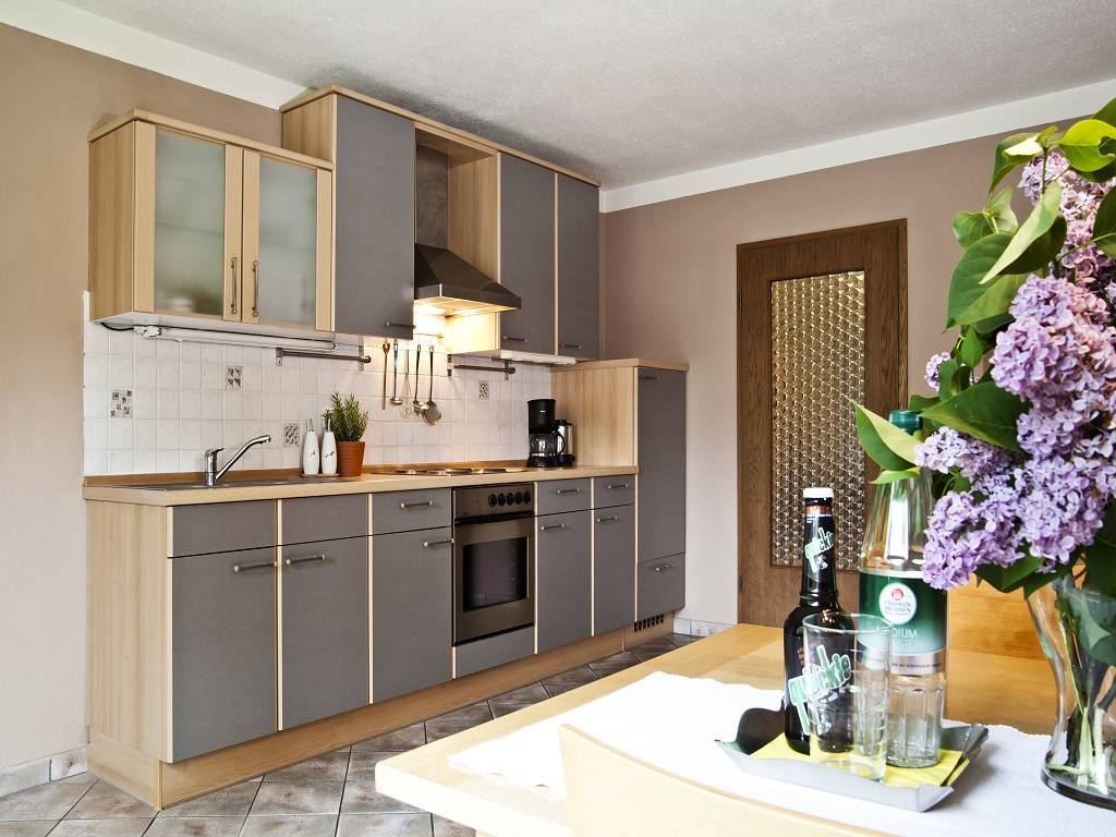 80 M² Ferienwohnung ∙ 2 Schlafzimmer ∙ 4 Gäste - Hilpoltstein
