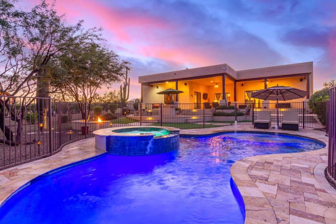 House ∙ 4 Bedrooms ∙ 11 Guests - Rio Verde, AZ