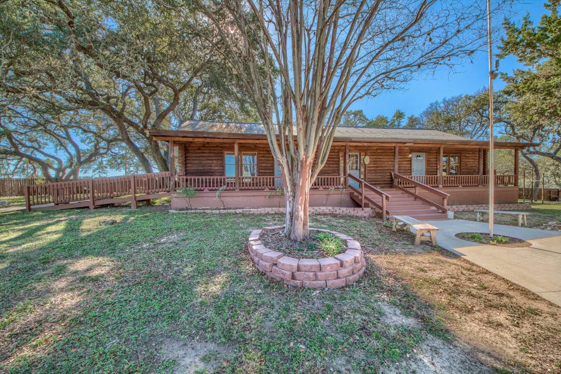 212 M² Casa ∙ 2 Habitaciones ∙ 14 Huéspedes - Canyon Lake, TX