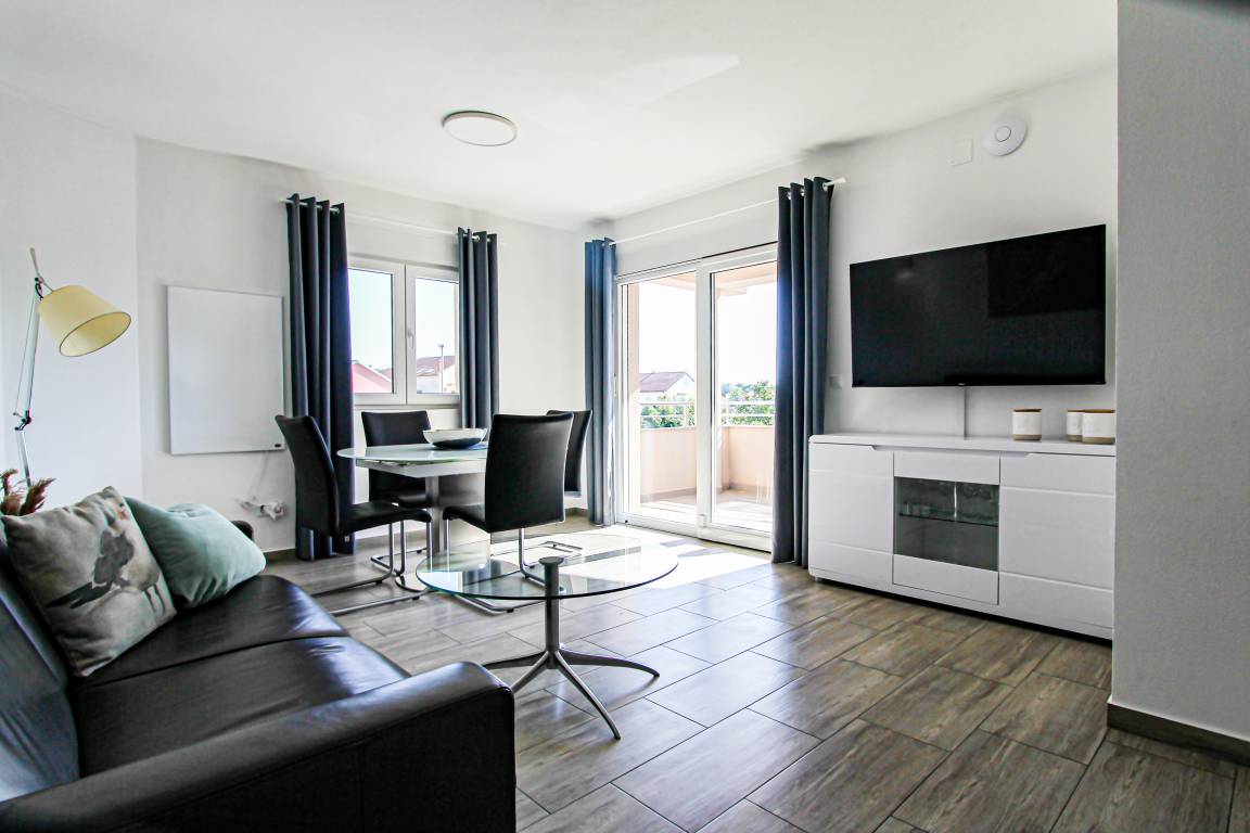 60 M² Ferienwohnung ∙ 1 Schlafzimmer ∙ 4 Gäste - Sveti Filip i Jakov