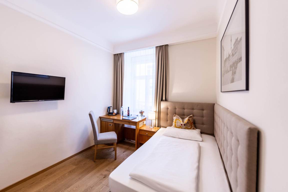 17 M² Hotelli ∙ 1 Makuuhuone ∙ 1 Vieras - Salzburg