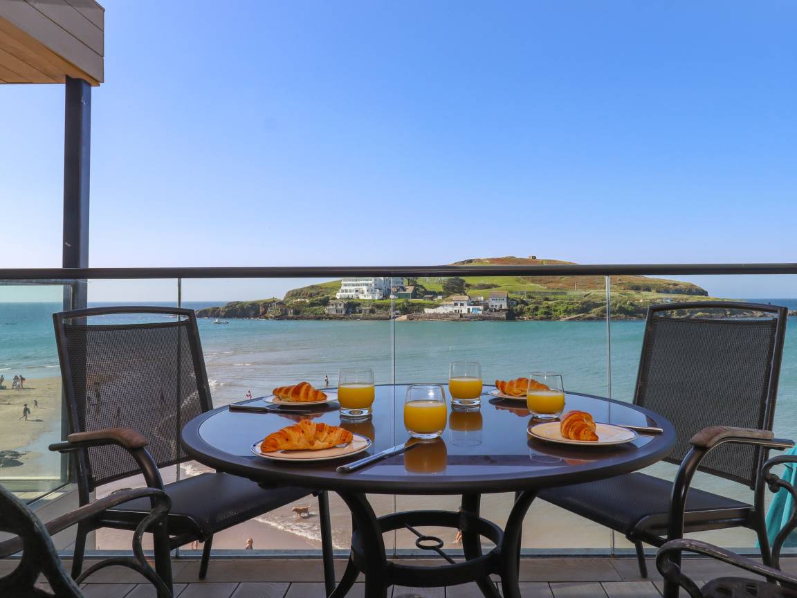 Cottage ∙ 2 Bedrooms ∙ 4 Guests - Bigbury-on-Sea