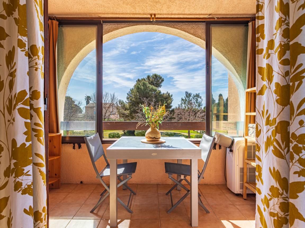 33 M² Appartement ∙ 1 Chambre ∙ 4 Personnes - La Londe-les-Maures