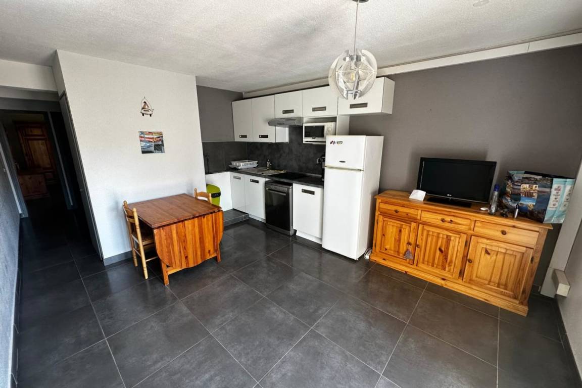42 M² Apartment ∙ 1 Bedroom ∙ 6 Guests - Sète