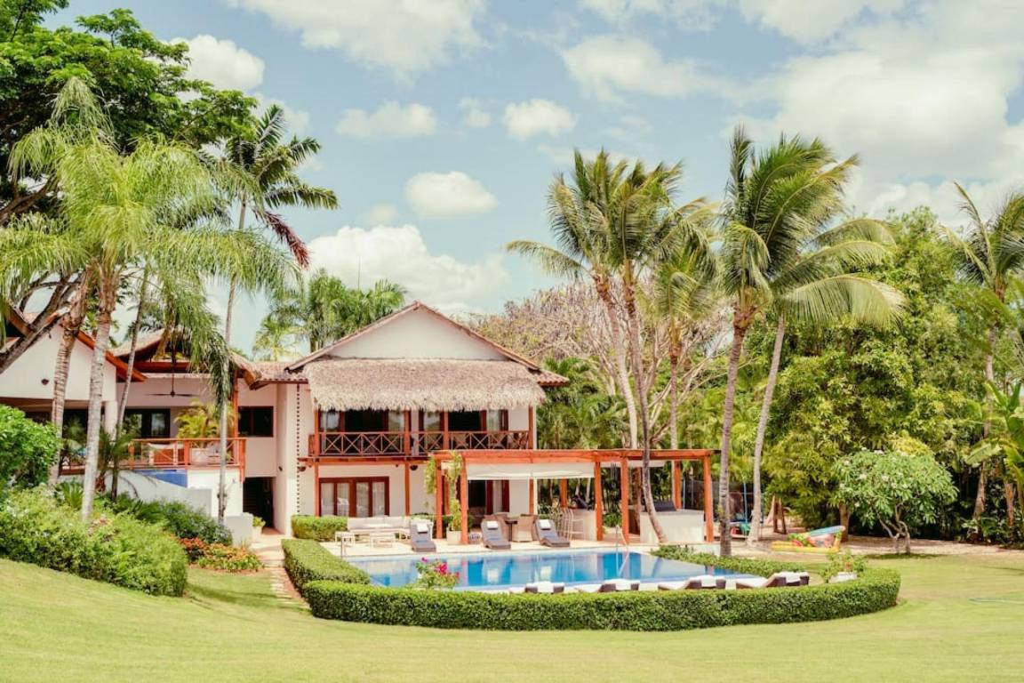 Villa ∙ 6 Bedrooms ∙ 12 Guests - La Romana
