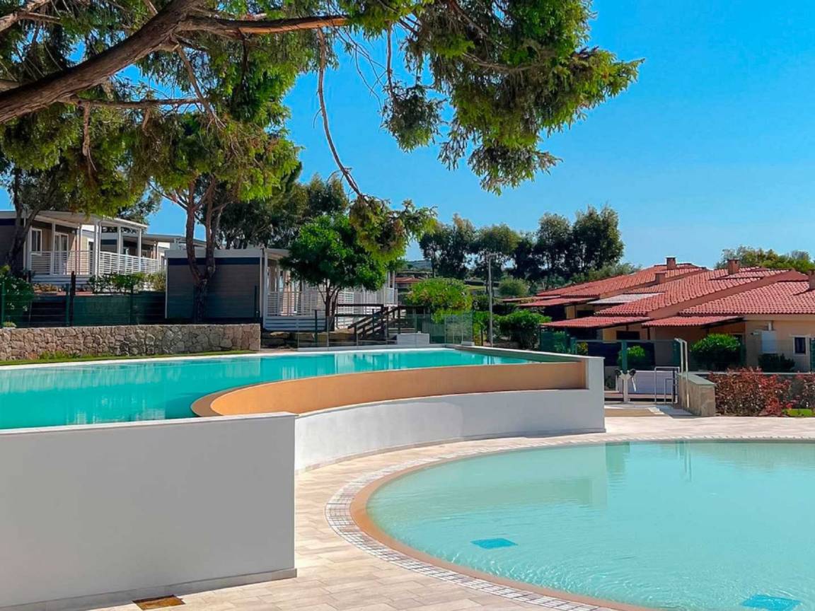 24 M² Ferienhaus ∙ 2 Schlafzimmer ∙ 4 Gäste - Arzachena