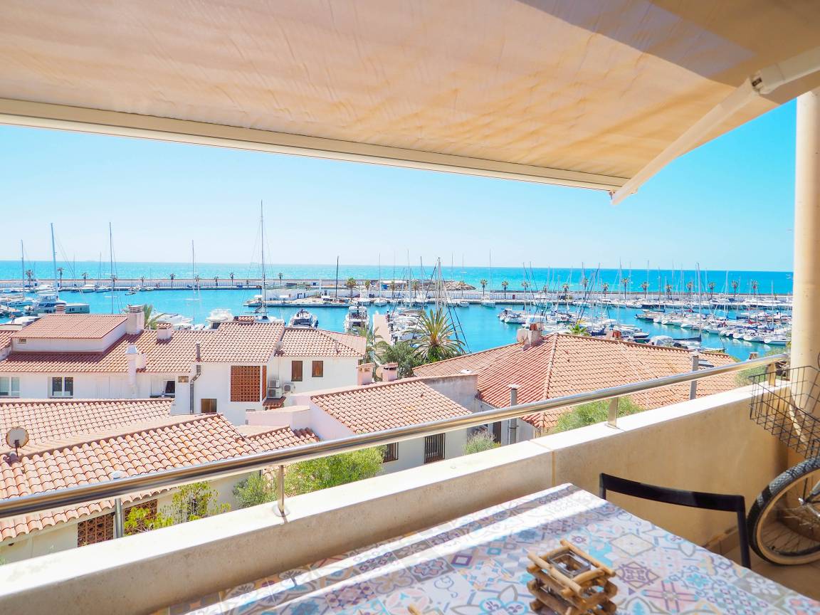 130 M² Apartment ∙ 2 Bedrooms ∙ 5 Guests - Sitges