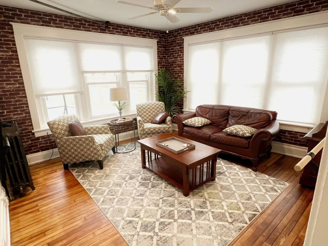 79 M² House ∙ 1 Bedroom ∙ 1 Guest - Altoona