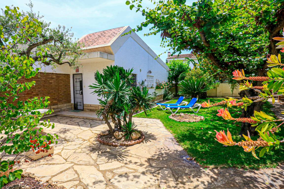 105 M² Talo ∙ 3 Makuuhuonetta ∙ 5 Vierasta - Vilafortuny