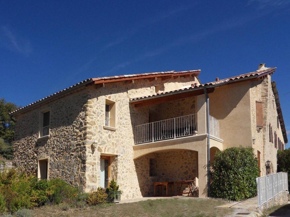 80 M² Gîte ∙ 1 Chambre ∙ 4 Personnes - Alpes-de-Haute-Provence