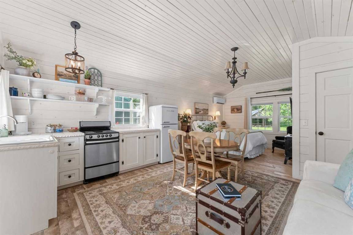 Cottage ∙ 1 Bedroom ∙ 4 Guests - Table Rock Lake