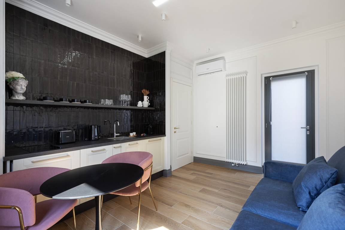 44 M² Ferienwohnung ∙ 1 Schlafzimmer ∙ 2 Gäste - Baveno