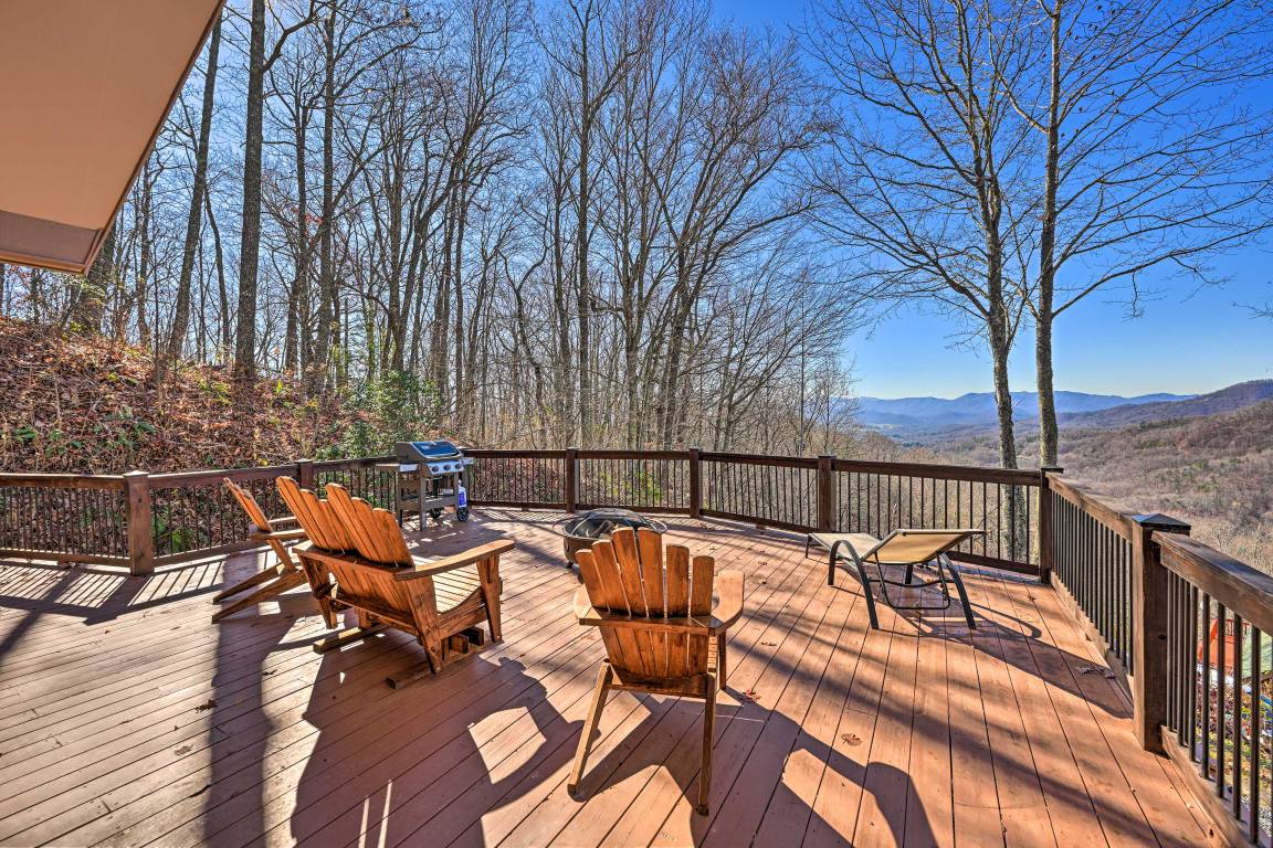 222 M² House ∙ 3 Bedrooms ∙ 6 Guests - Franklin, NC