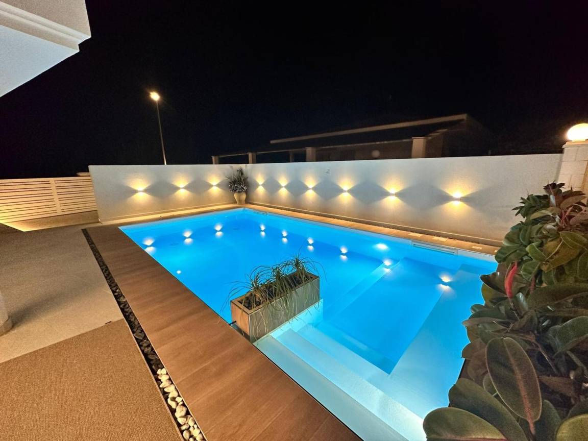 120 M² Villa ∙ 3 Schlafzimmer ∙ 6 Gäste - Pozzallo