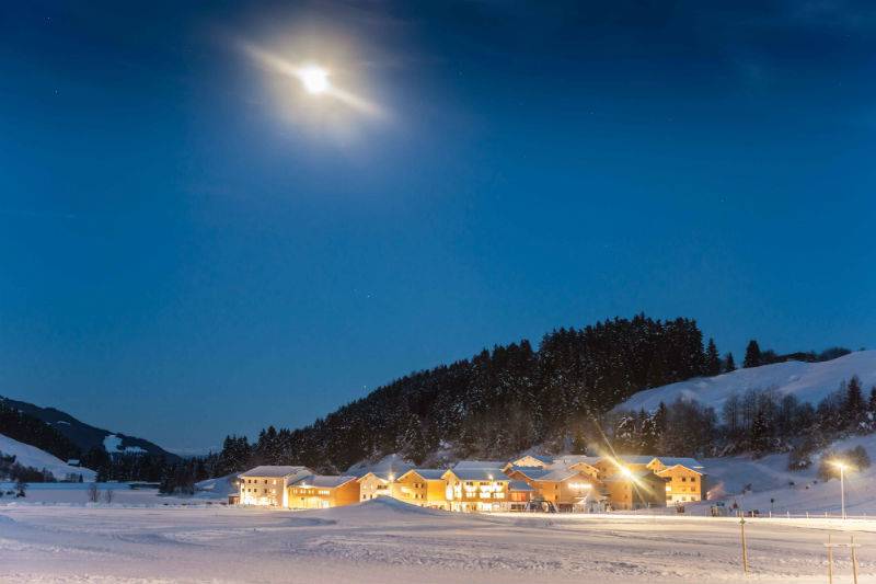 84 M² Ferienwohnung ∙ 2 Schlafzimmer ∙ 6 Gäste - Kanton Graubünden