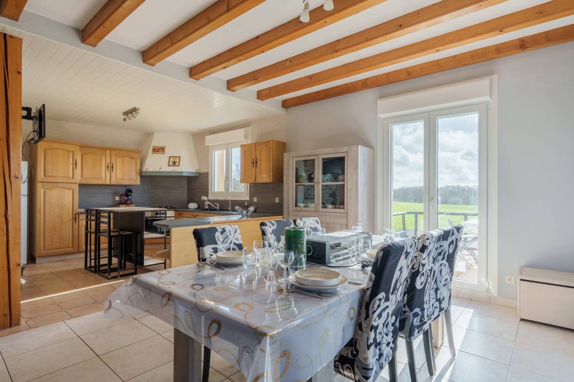 145 M² Talo ∙ 5 Makuuhuonetta ∙ 8 Vierasta - Épinal