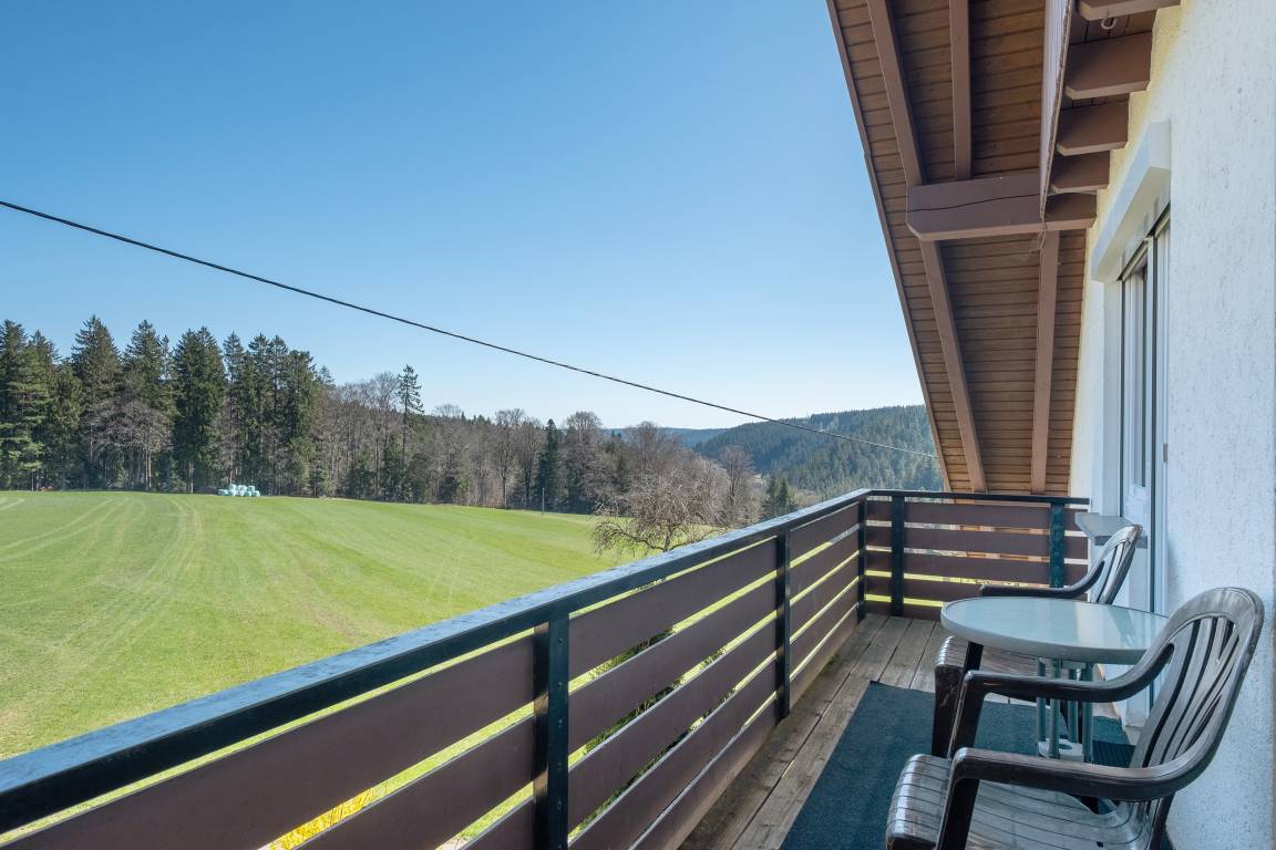 75 M² Ferienwohnung ∙ 1 Schlafzimmer ∙ 5 Gäste - Schramberg