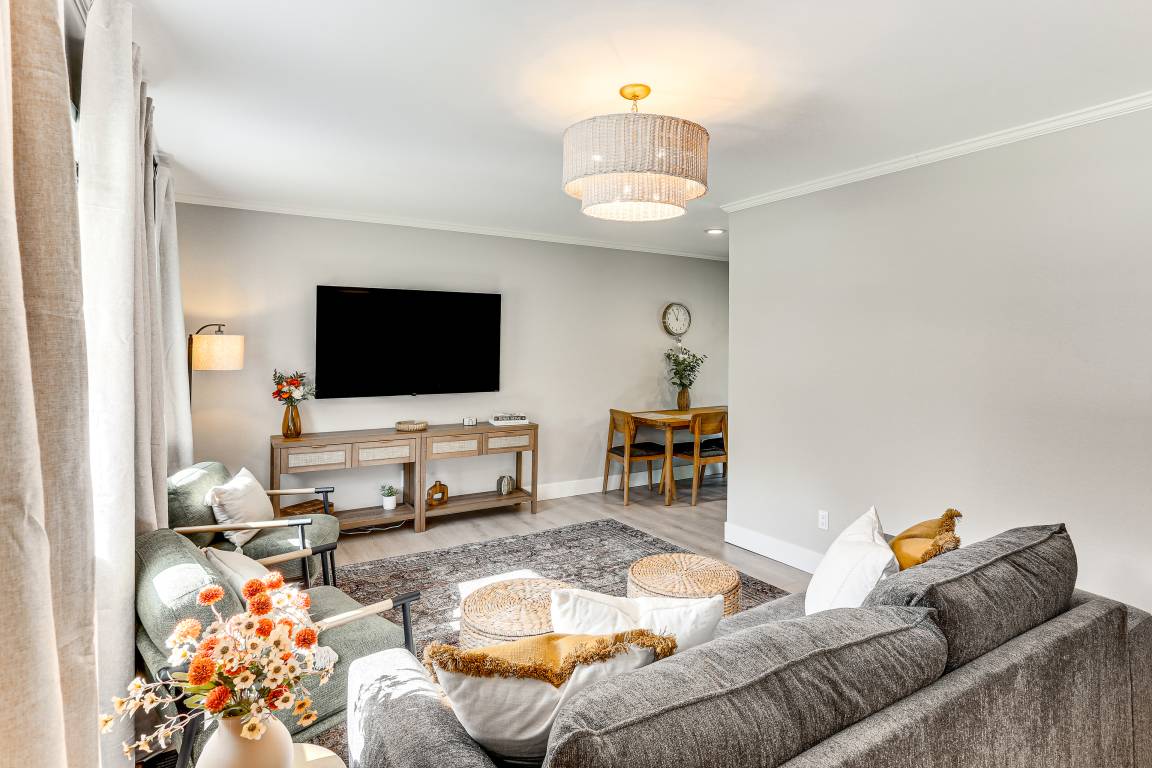 88 M² House ∙ 2 Bedrooms ∙ 6 Guests - Paradise Cove, Harrison