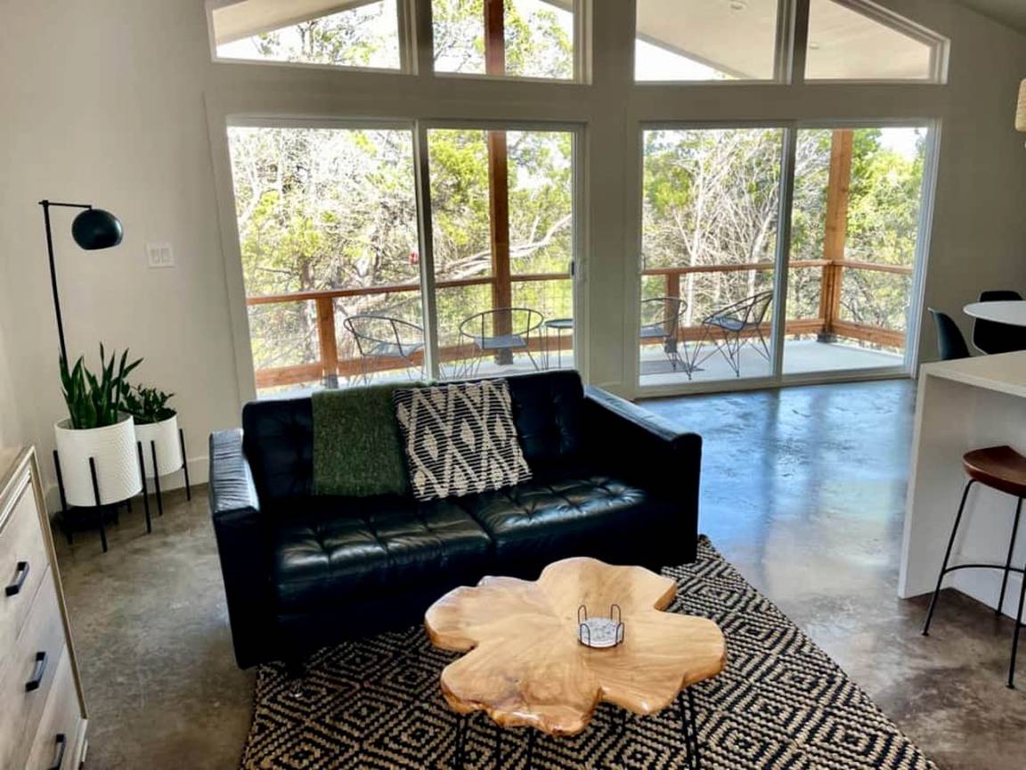 House ∙ 2 Bedrooms ∙ 4 Guests - Wimberley, TX