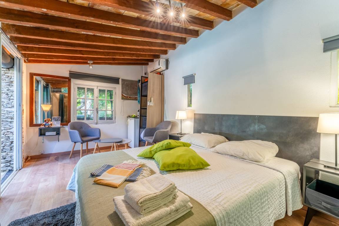 20 M² Bed And Breakfast ∙ 1 Bedroom ∙ 2 Guests - Nîmes