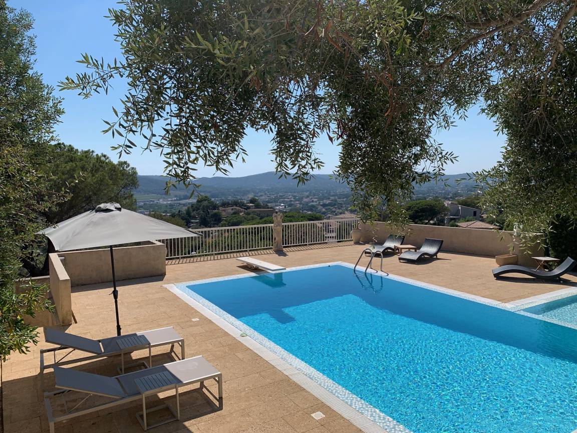 51 M² Apartment ∙ 1 Bedroom ∙ 4 Guests - Le Lavandou