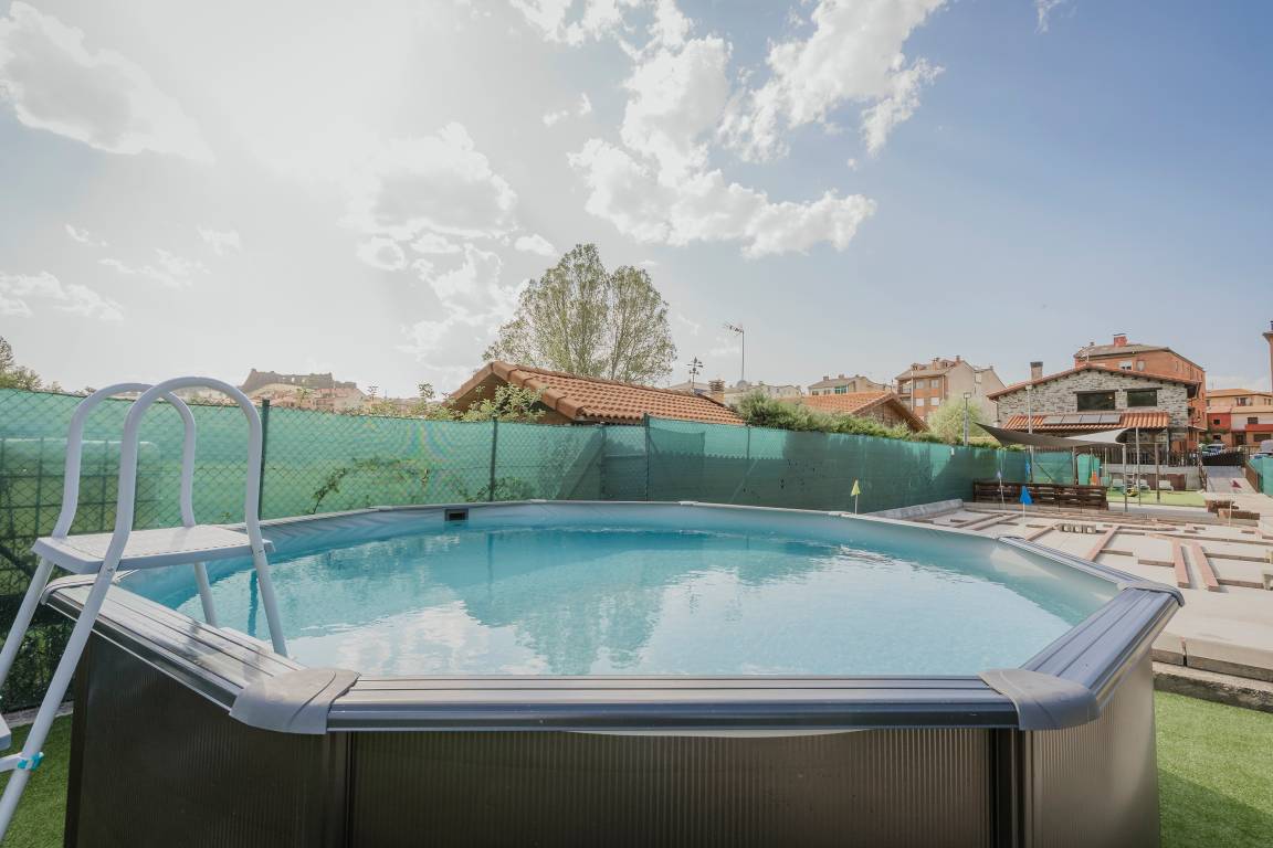 190 M² Casa ∙ 5 Habitaciones ∙ 13 Huéspedes - San Leonardo de Yagüe