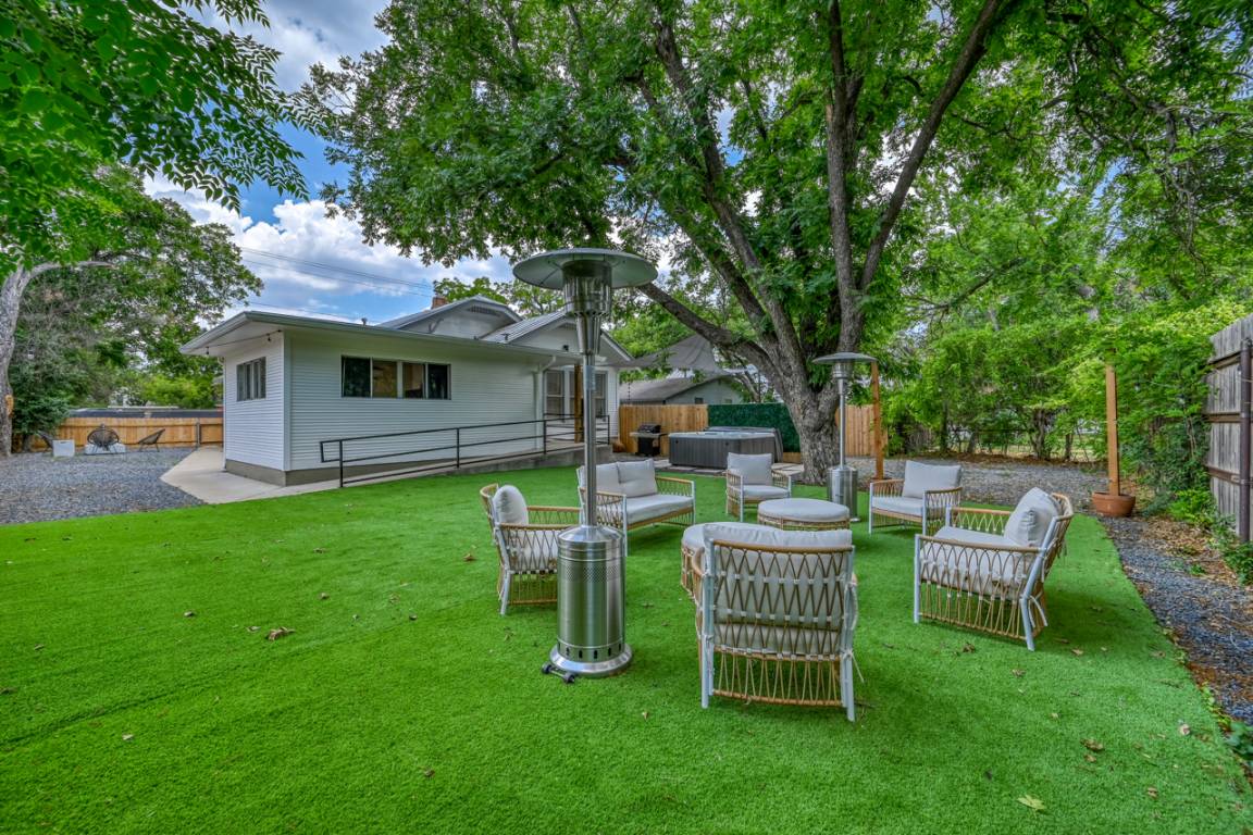 The Golden Goose - Hot Tub-fire Pit-2 Blks To Main - Fredericksburg, TX