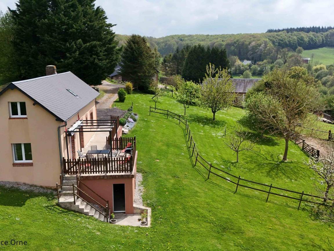 75 M² Cottage ∙ 2 Chambres ∙ 4 Personnes - Normandie