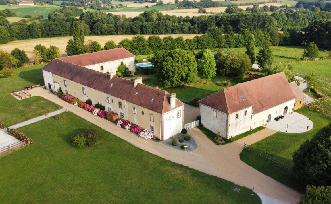 600 M² Casa ∙ 9 Habitaciones ∙ 18 Huéspedes - Mortagne-au-Perche