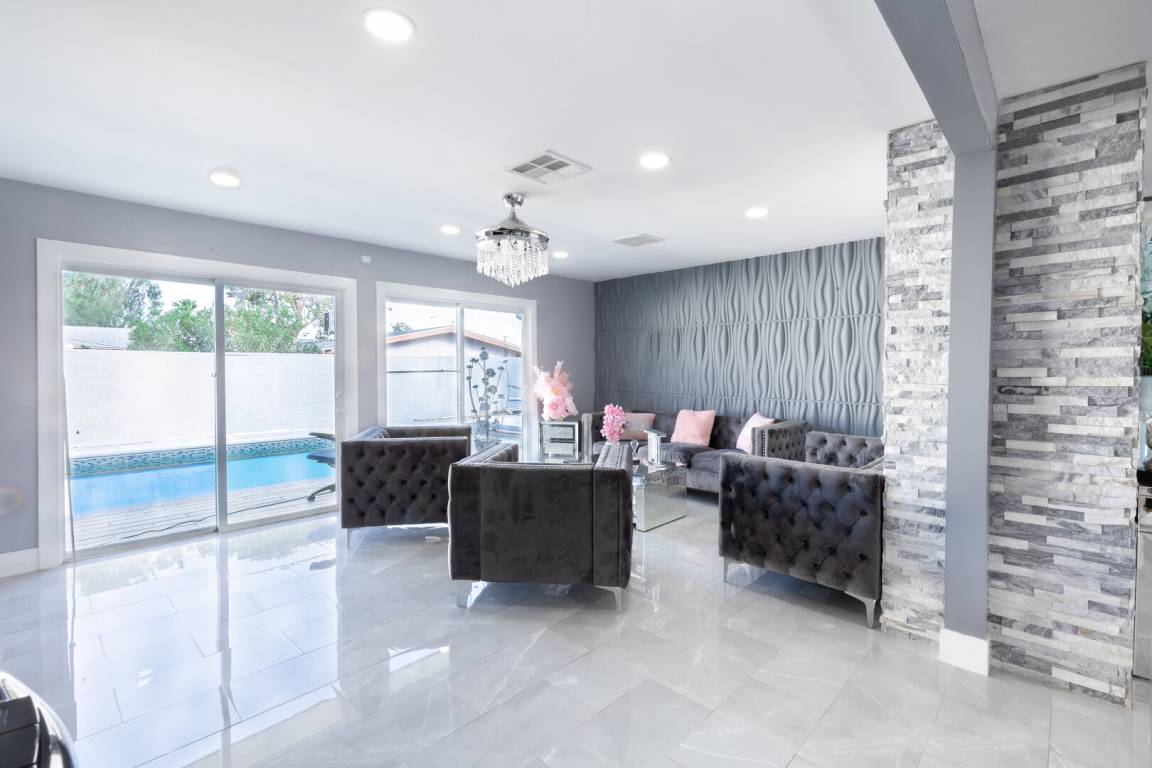 186 M² House ∙ 2 Bedrooms ∙ 4 Guests - Las Vegas